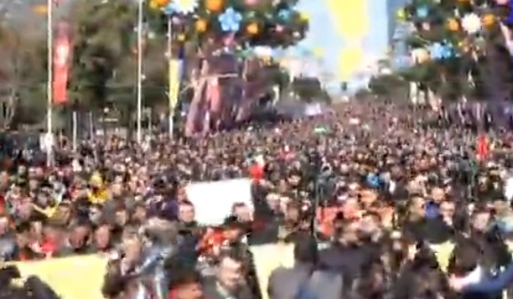 Jo vetëm Florian Binaj dhe Marin Mema, një tjetër personazh i njohur ...