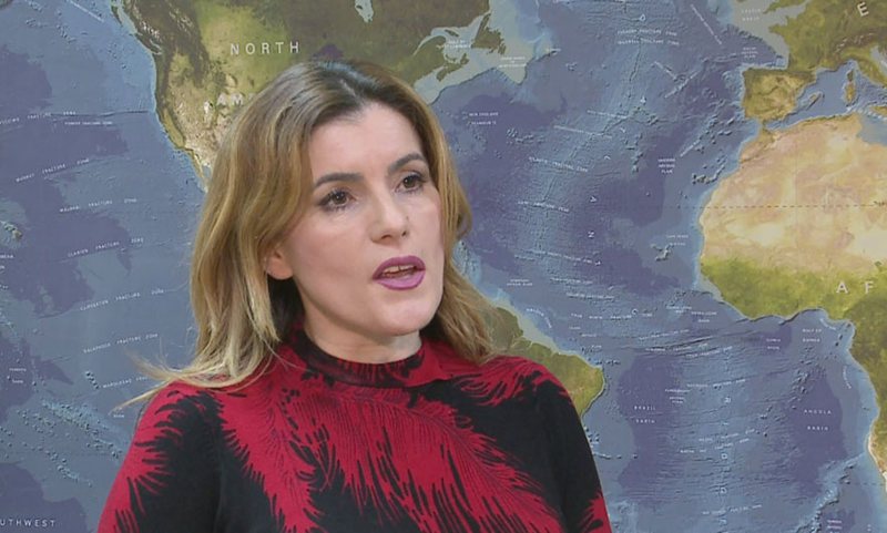 Kthesa e madhe/ A mbyllet me temperatura përvëluese muaji Korrik ...