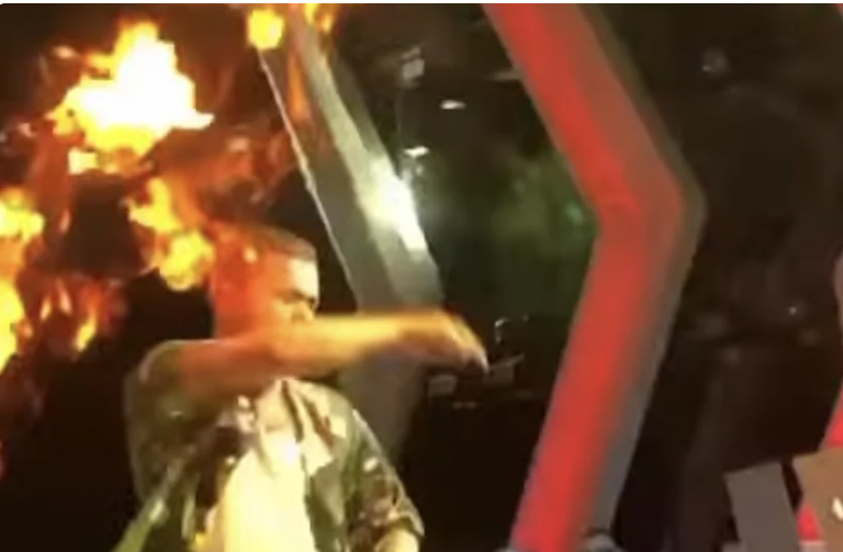 Momente tmerri/ Këngëtari i njohur shqiptar përballet me incidentin e ...