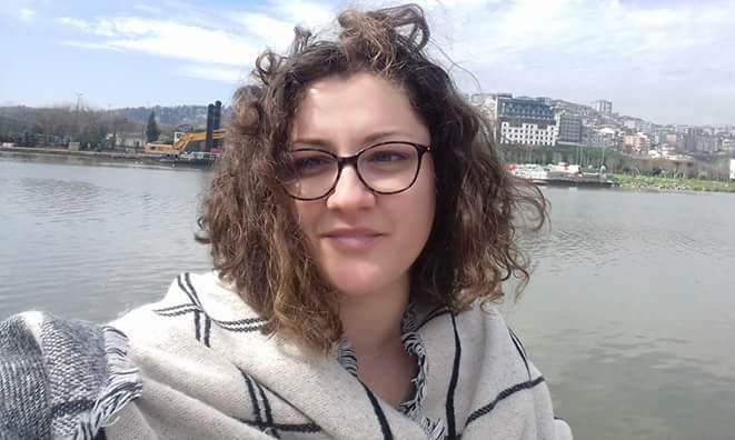 Fatos Arapi dhe një memorial poetik për Holokaustin nazist - Sot News ...