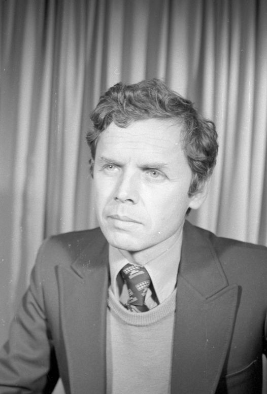 Regjisori Kristaq Mitro ndahet nga jeta, miqtë dhe kolegët: Filmat e ...