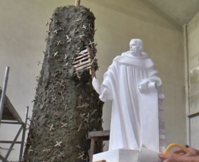 13 vjeç në burgun e Spaçit, skulptori i njohur rrëfen si lindi pasioni ...