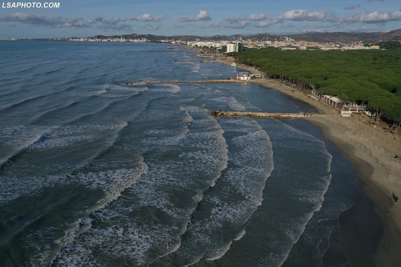 Dallgë e rryma të forta, Federata e Vrojtuesve del me njoftimin e ...