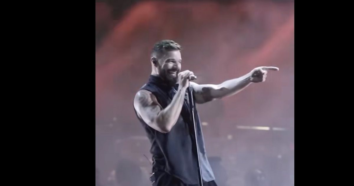 “Dashuria që kam marrë në këtë qytet...”/ Ricky Martin bën premtimin e ...