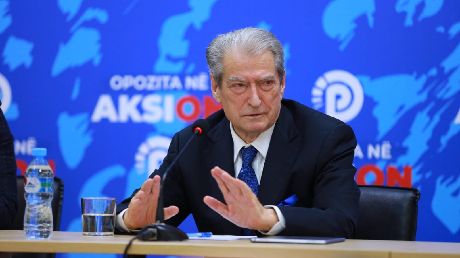 Berisha zbulon çfarë do të ndodhë me opozitën nëse Kuvendi i heq ...