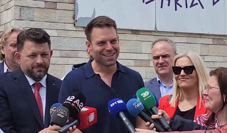 Kreu i SYRIZA-s flet nga Dropulli: U informova për problemet e zonës ...