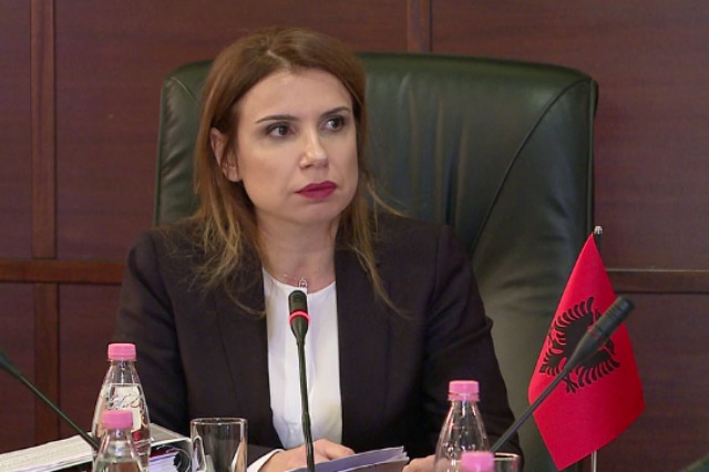 "Dy shtyllat kryesore të shtetit...", kryetarja e KLGJ-së deklaratë në ...