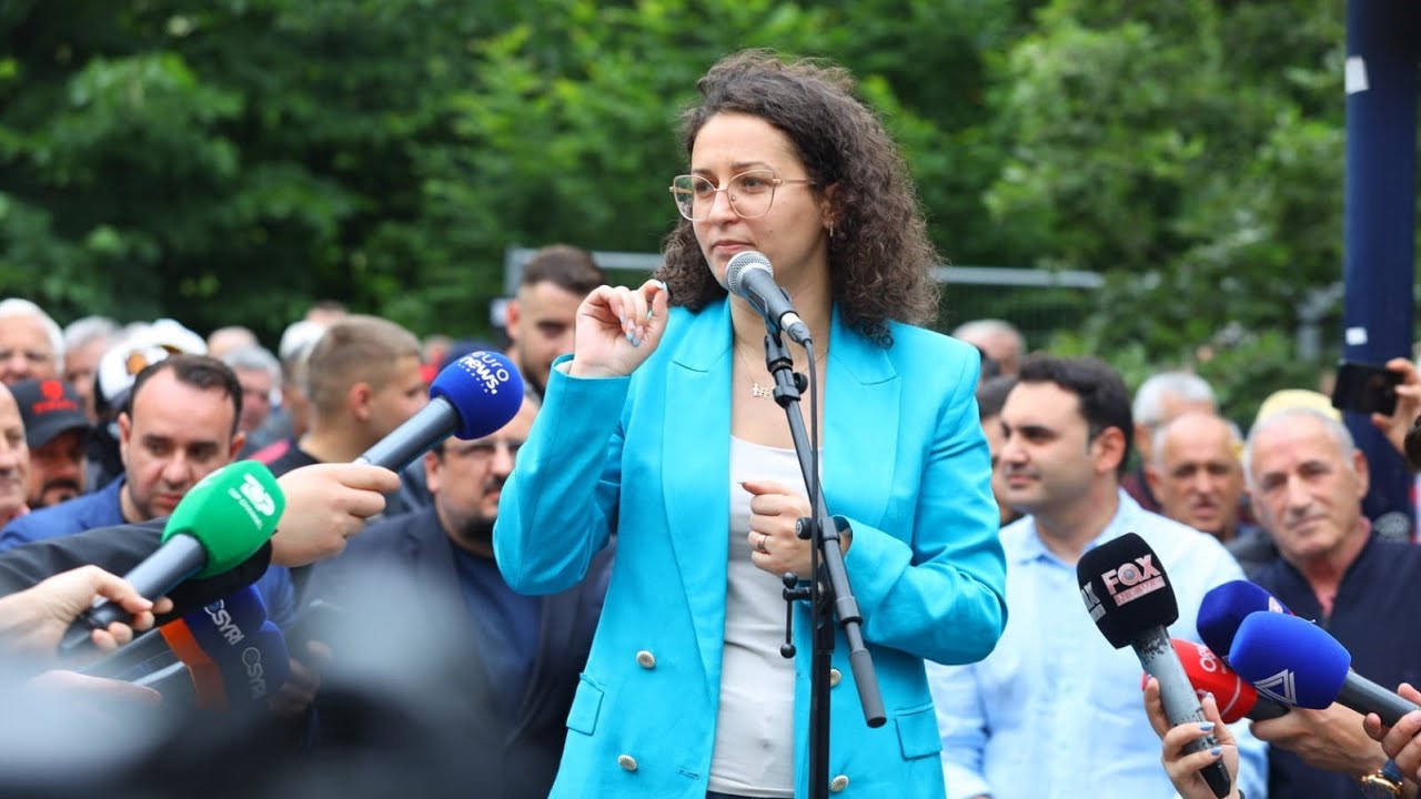 Silva Caka: Veliaj dhe të korruptuarit e bashkisë janë organizatë ...