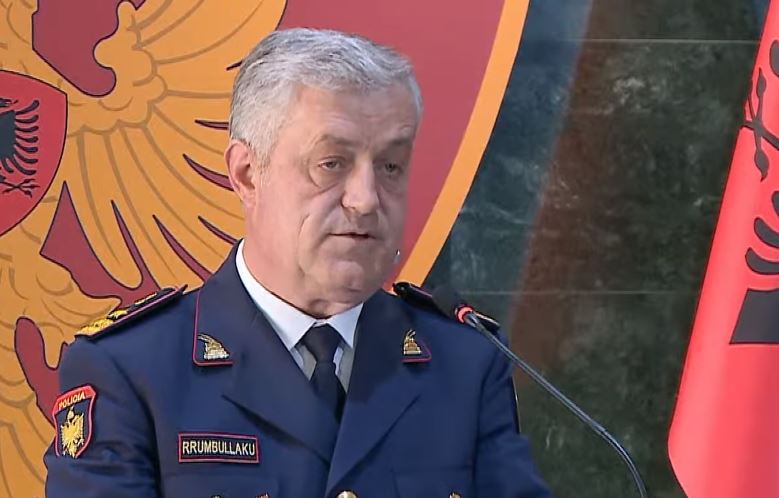E trishtë/ Drejtori i Policisë së Shtetit në zi, Muhamet Rrumbullaku ...