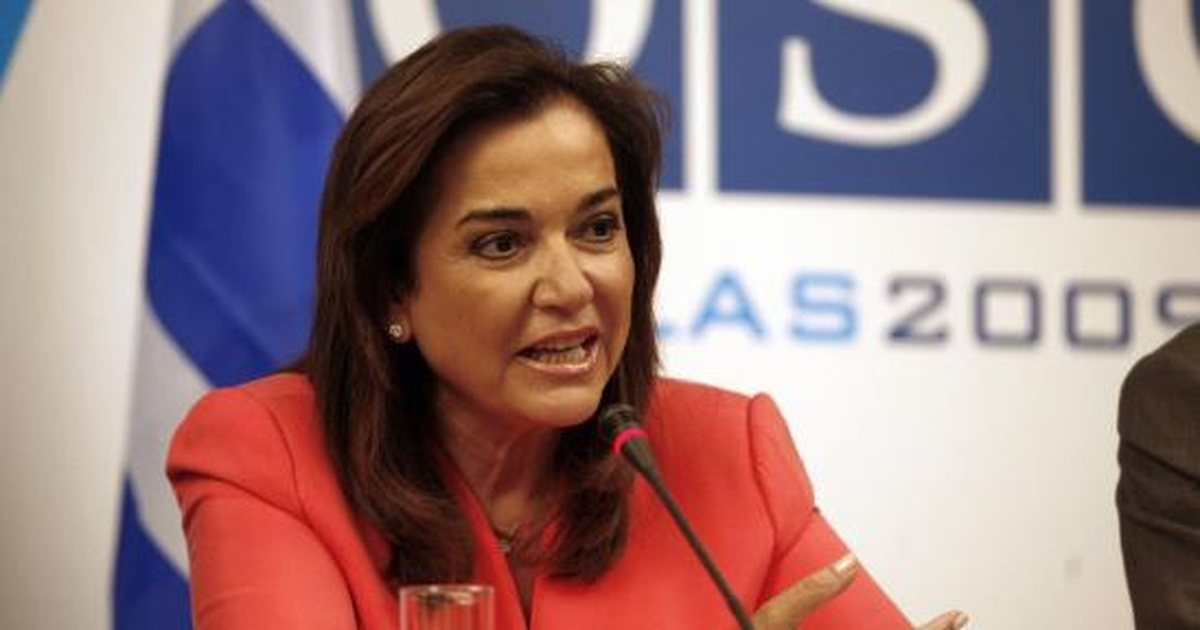 Tensionet mes dy vendeve/ Deputetja greke i përgjigjet ‘flakë për flakë ...