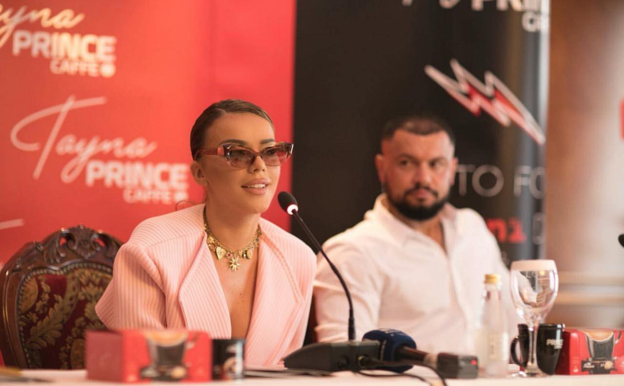 "A ma fal një kinxh të butë..." ish-menaxheri ironizon keq rikthimin e ...