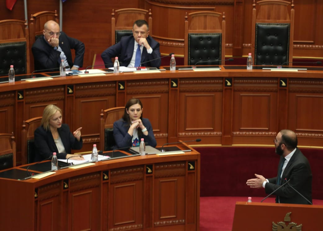 Sot votohen ndryshimet në qeveri, PD i bën kërkesën e papritur Kuvendit ...