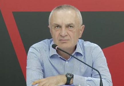 Vendimi për mandatin e Xhaçkës, Meta akuza ndaj 'Kushtetueses': I kapur ...