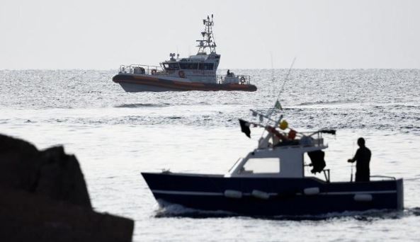 'Shuhen shpresat për mbijetesë'/ Mbytja e jahtit luksoz, kërkimi për 6 ...