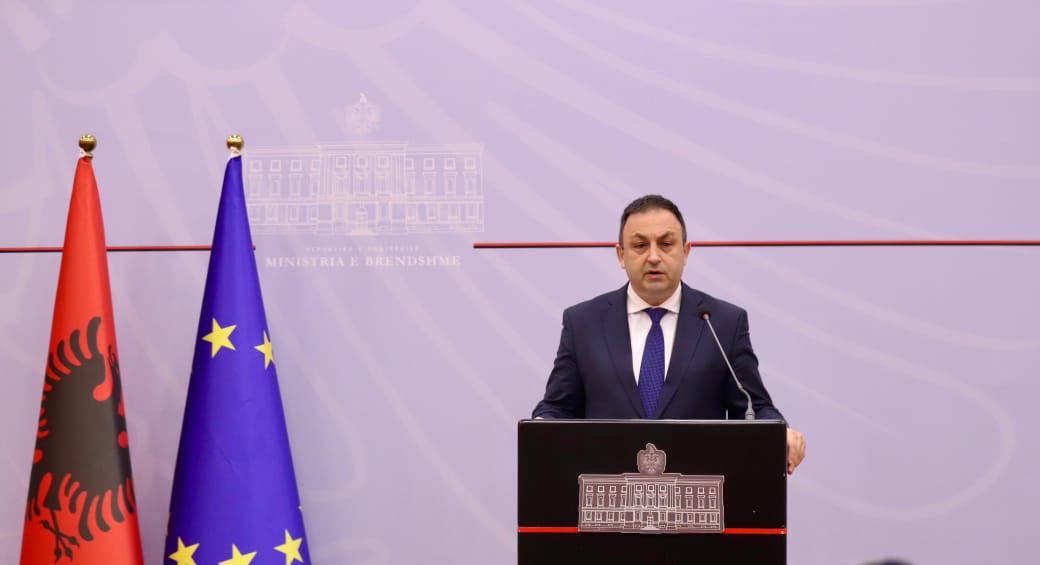 Muhamet Rrumbullaku largohet nga drejtor i Policisë së Shtetit ...