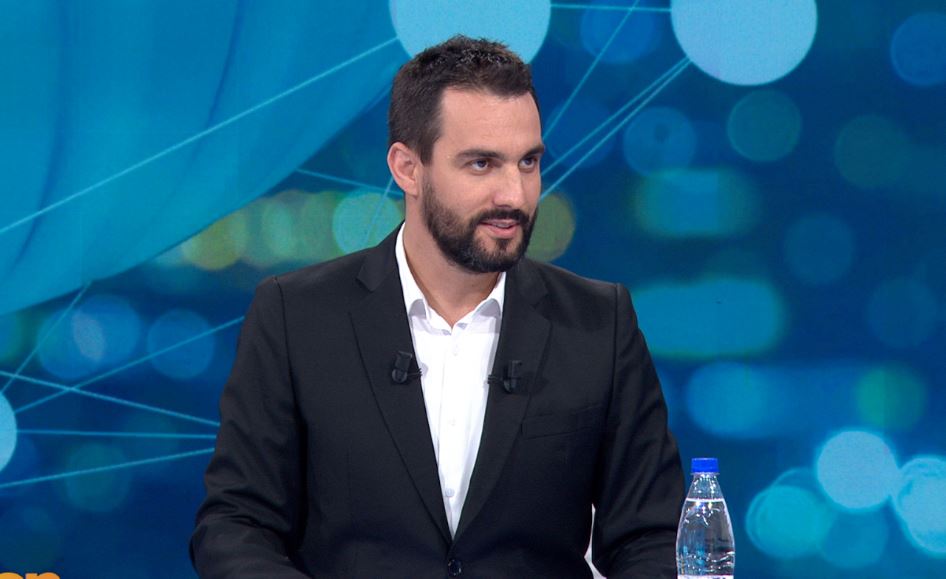 "Ne jemi në krah të SPAK, përkrahim linjën amerikane", Lapaj kritikon ...