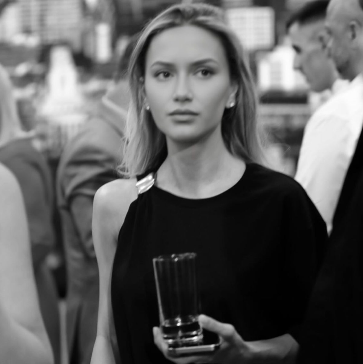 Dasma e vitit! Lori Hoxha martohet këtë fundjavë, detaje nga ceremonia ...