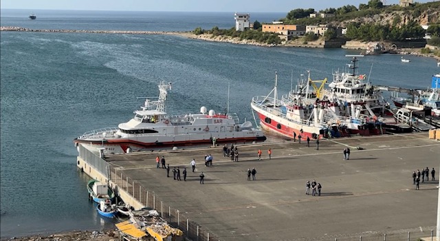 Gjykata e Romës rrëzoi marrëveshjen për emigrantët/ Meloni sfidon ...