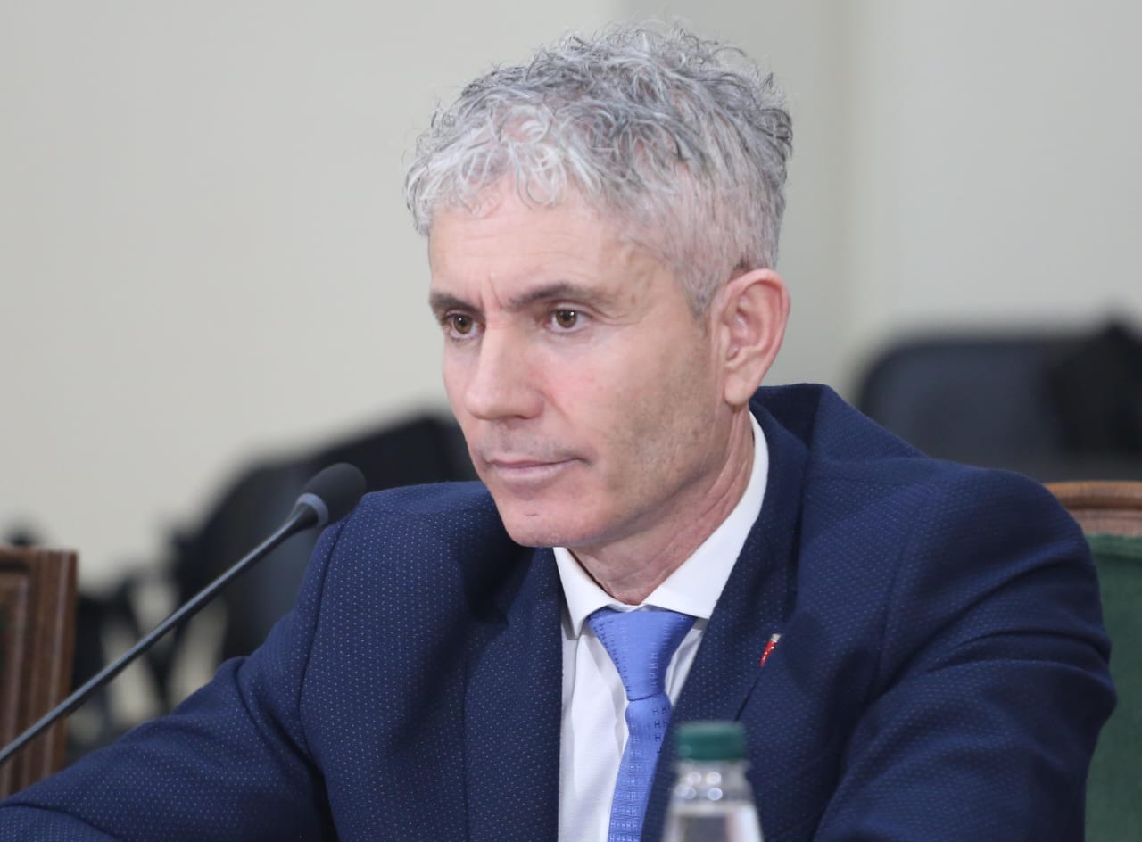 Ilir Rrapaj dëshmoi para Komisionit Hetimor mbi PPP-të në shëndetësi ...