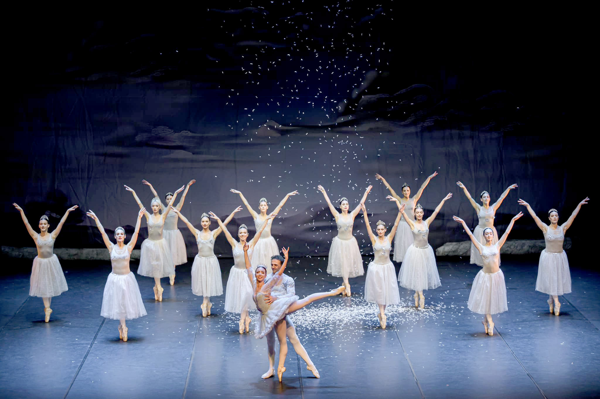 Teatri i Operës dhe Baletit mbyll vitin 2024 me veprën “Arrëthyesi" dhe ...