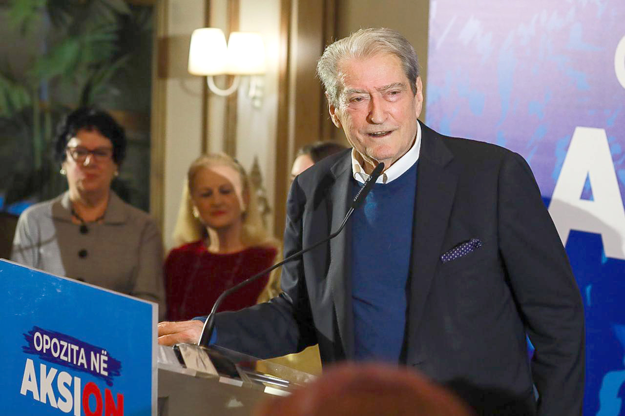 Sali Berisha tregon se kush ia bëri “gropën” në SPAK dhe merr në mbrojtje dhëndrin e vajzën për ...