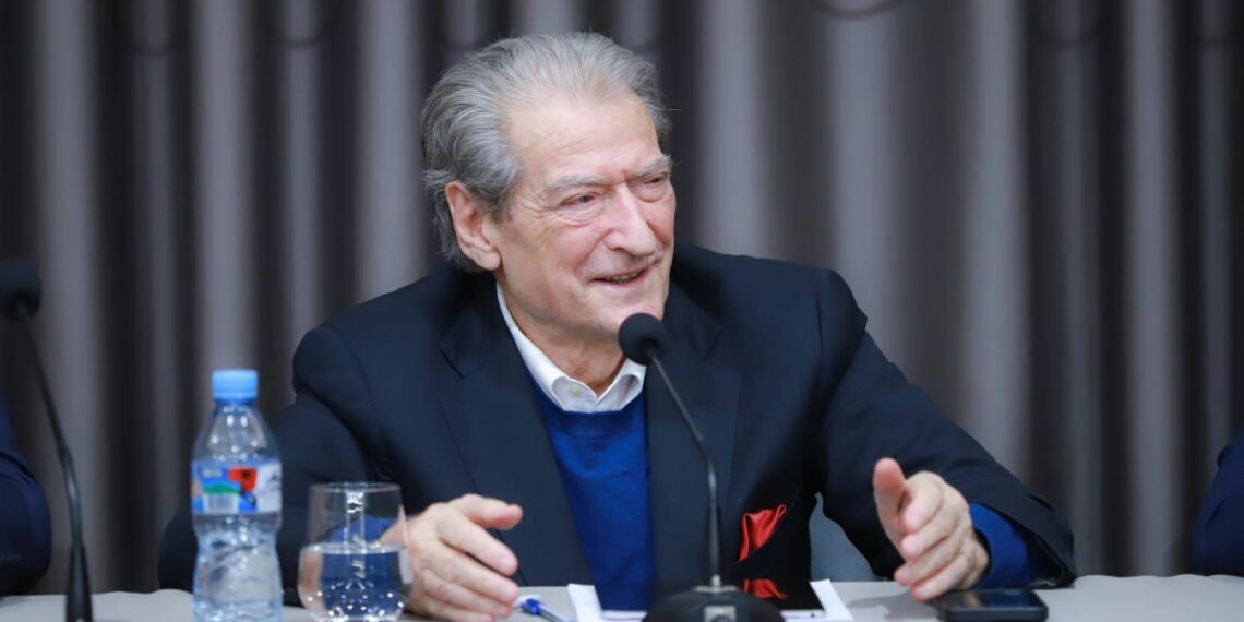 “Varfëria është rritur në mënyrë të frikshme”/ Berisha takim me ...