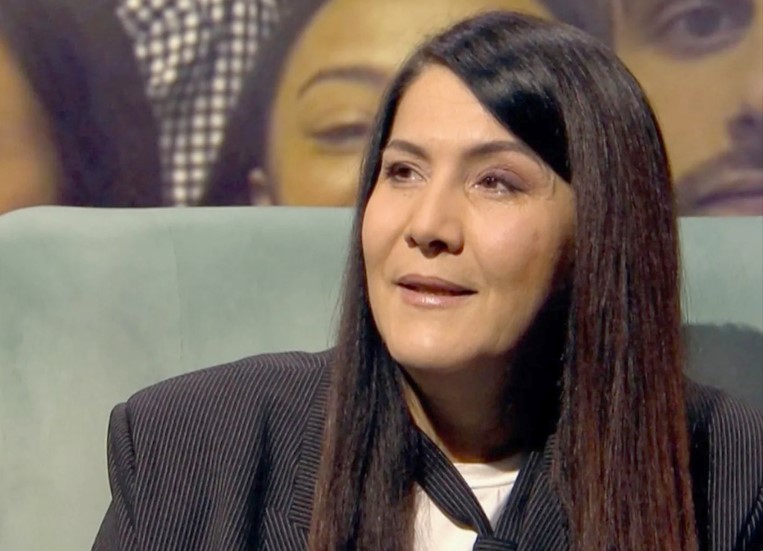 Violeta Trebicka: Në problematikat, idetë dhe mesazhet që përcjell ...