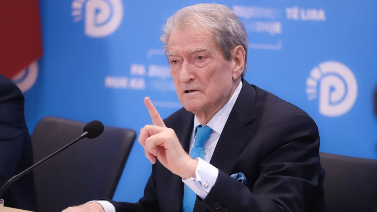 Berisha ndjek shembullin e Trump, paraqet në Kuvend ligjin për njohjen ...