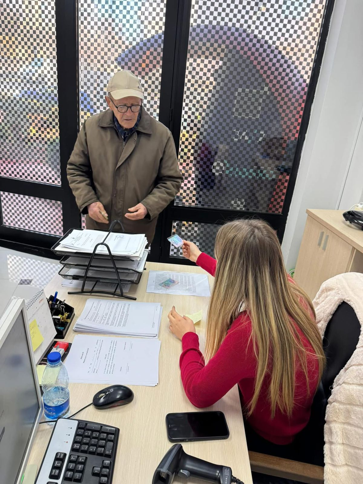 Abonetë falas për pensionistët, Bashkia shton numrin e sporteleve, ja ...