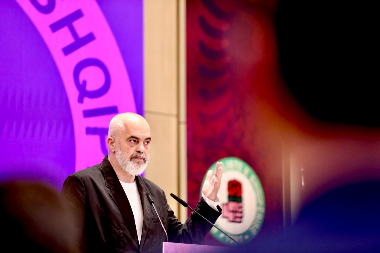 PS “ndez motorët” për zgjedhjet parlamentare të 11 majit, Edi Rama ...