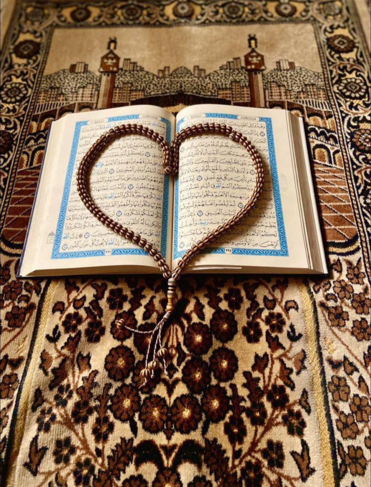 Rama uron besimtarët myslimanë me nisjen e muajit të Ramazanit: Agjërim ...