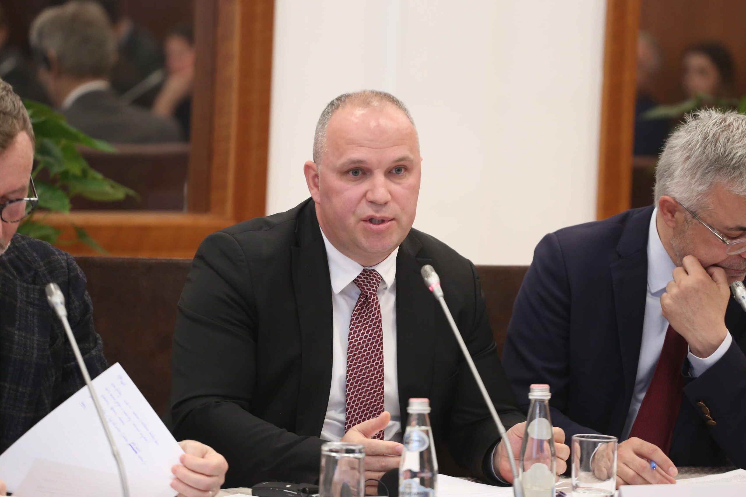 Integriteti i GJKKO, SPAK dhe BKH, gjyqtari Erjon Bani: Na përgjohen ...