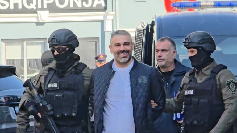 Dyshohet se ndihmoi në vrasjen e Fatbardh Licit/ E dashura e Safet ...