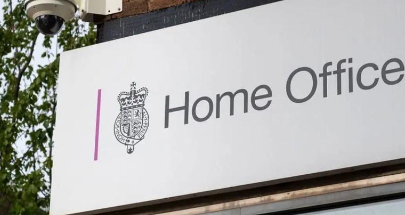 Hyri ilegalisht në Britani, shqiptari fitoi gjyqin e qëndrimit (Emri ...