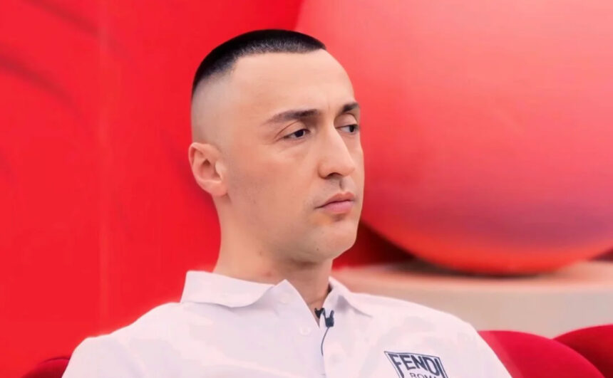 La garën e BBV, G-Bani 'detyrohet' të ndajë foto të babait në spital ...