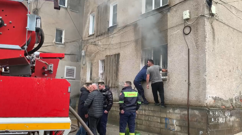 Digjet banesa në Bulqizë, lëndohet rëndë i moshuari - Sot News | Lajme