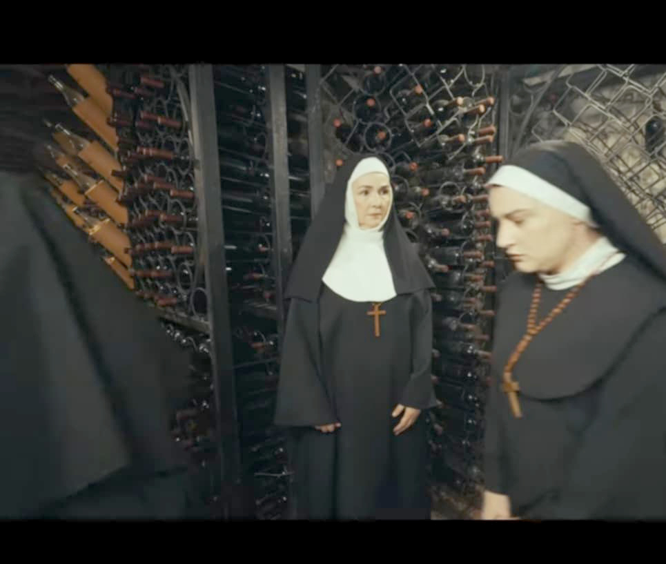 Premiera e komedisë “Probleme me pijen” në teatrin Metropol, një ...