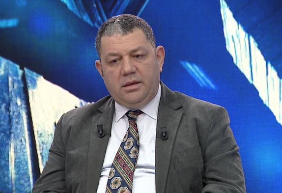 “Çdo vonesë, mund të konvertohet në viktima"/ Epidemiologu ngre alarmin ...