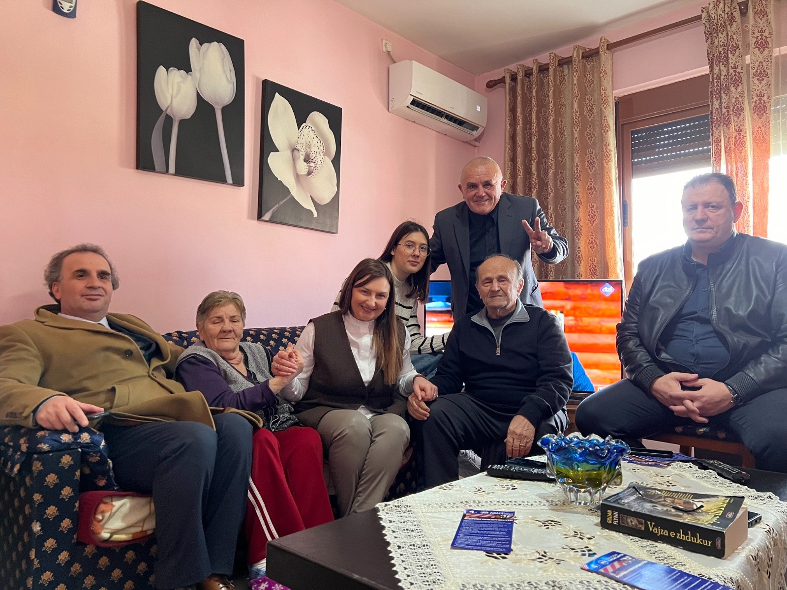 Jupi: Pensionet do të rriten me 5% çdo vit, bonuse për të moshuarit me ...