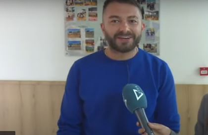 Zgjedhjet 2025/ Voton fermeri Lim Hoti, del nga Ferma VIP për të ...