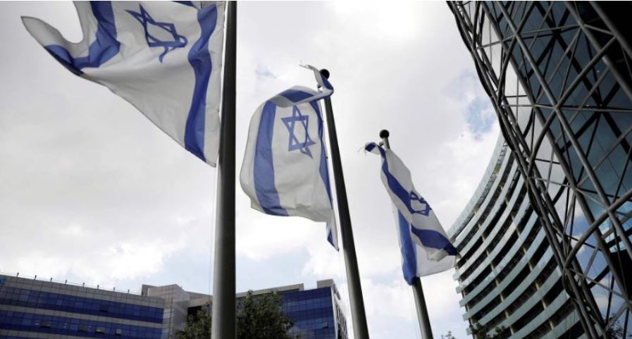 Vrasja e dy diplomatëve izraelitë/ Izraeli ul flamujt në gjysmë shtizë ...