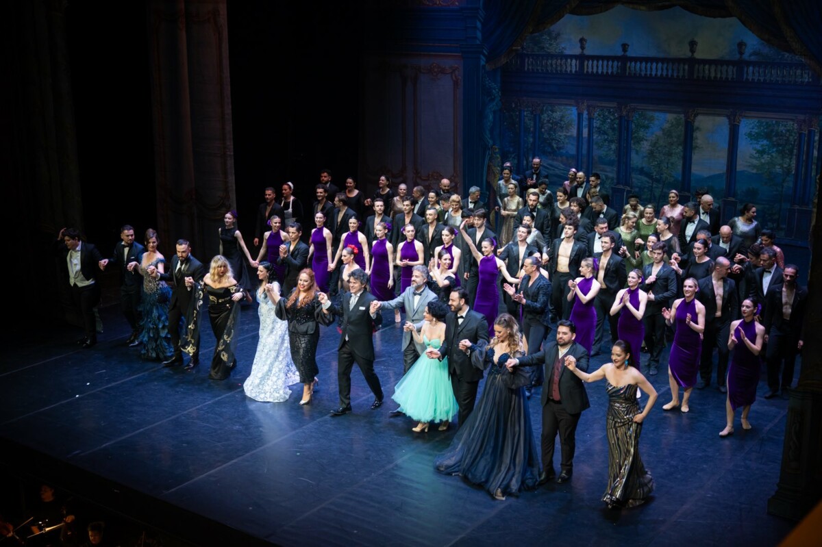 Trupat artistike të Teatrit të Operës dhe Baletit do të zhvendosen në ...