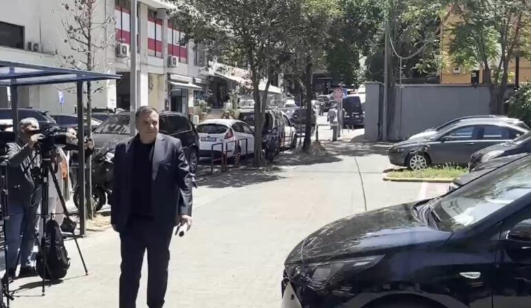 Kallëzim për shkelje elektorale katër ditë para zgjedhjeve/ Kandidati ...