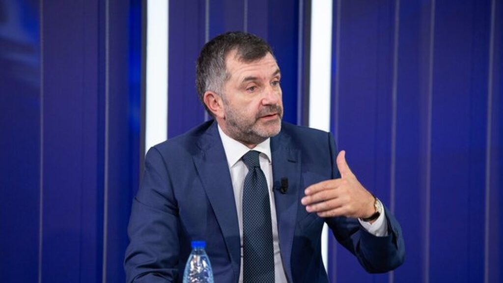 “Kush e do pas hekurave Veliajn?”, Bushati ngre pikëpyetje: SPAK s’pyet ...