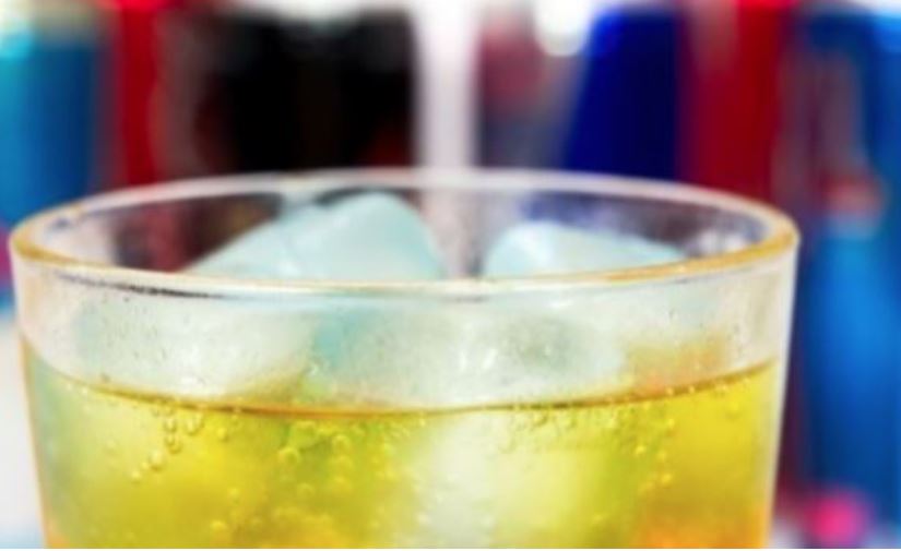 Alarm/ Vodka në pijen energjitike, kompania tërheq pijen nga tregu ...