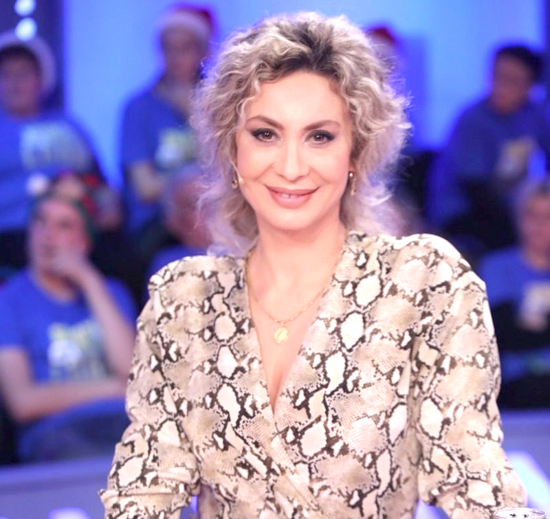 Rozi Kostani: Edukimi bashkëkohor i aktorit duhet të zhvillohet si një ...