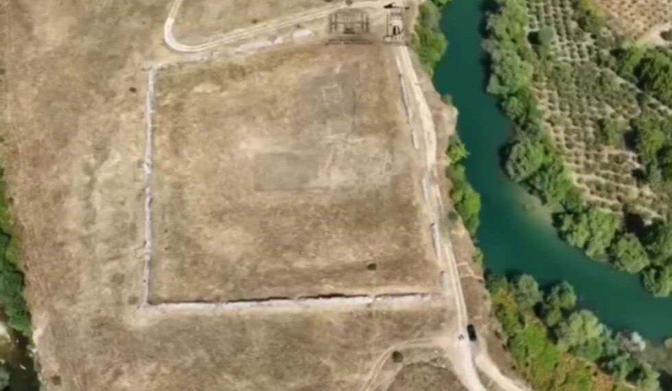 Kalaja e Paleokastrës e ndërtuar në shekujt IV-VI monument kulture ...