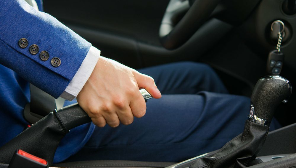 Skandal/ Gjigandi automobilistik tërheq nga tregu gjysmë milioni mjete ...