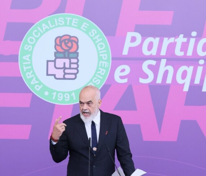 Hetimet e SPAK alarmojnë Edi Ramën, kryeministri sulmon gjyqtarë e ...